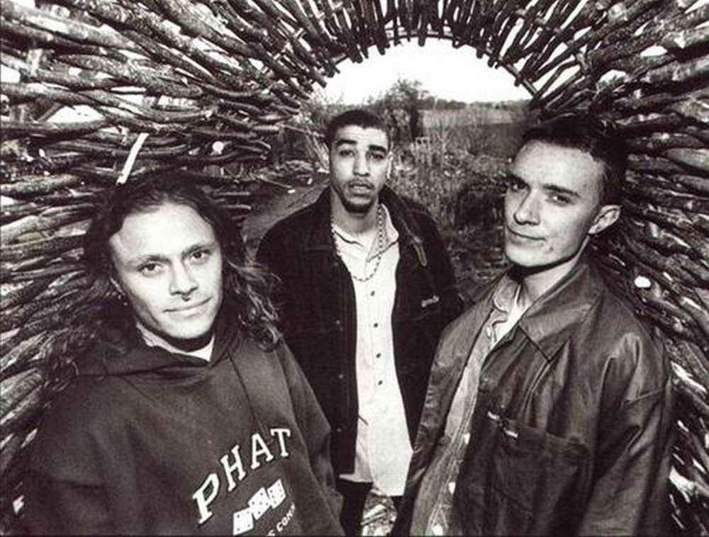 FTB History Channel. Elektroniczne trzęsienie ziemi w 1995 roku - FTB.pl